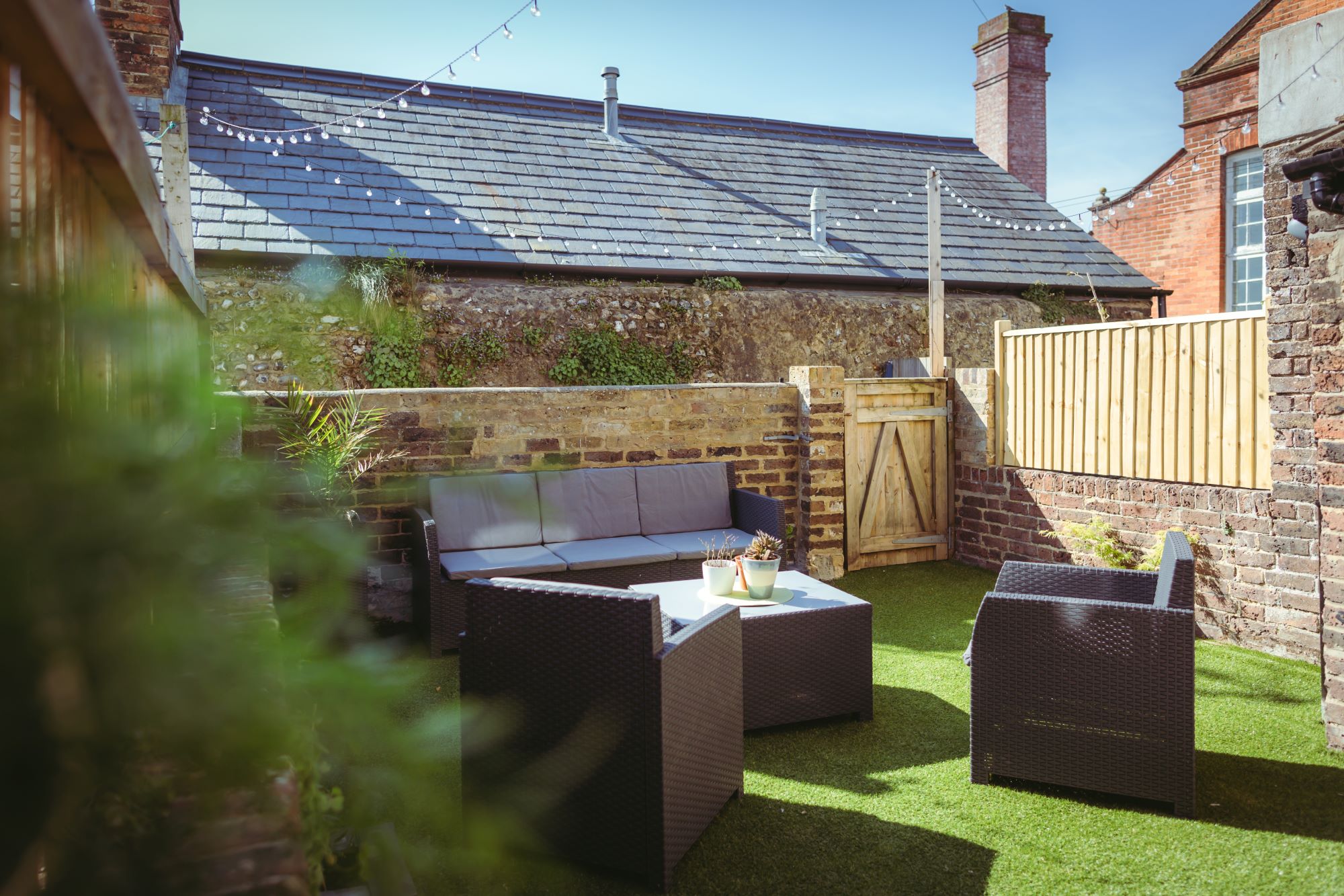 Self Catering Holiday Cottage in Old Town Eastbourne with 2 Bedrooms